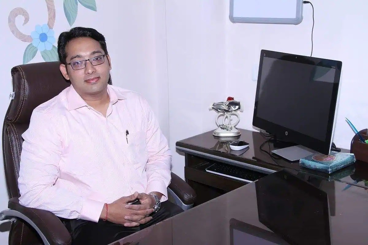 Book Pediatrician Appointment. Book Doctor Counsultaion of Dr. Ansar M Hussain - Pediatrician.