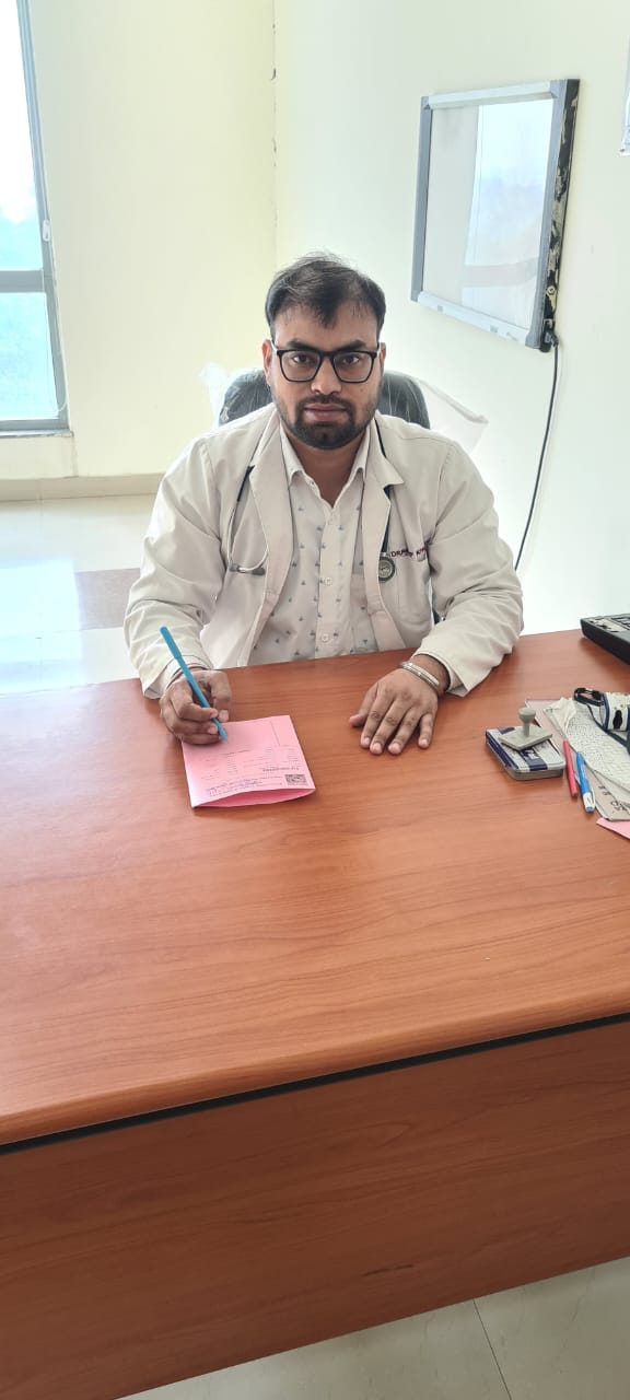 Book Pulmonologist Appointment. Book Doctor Counsultaion of Dr. Pardeep Kumar - Pulmonologist.