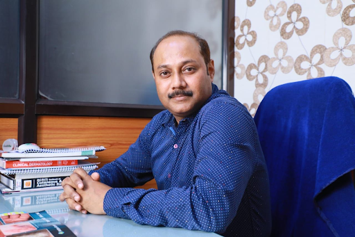 Dr. A K Singh - Dermatologist in Saraidhella Jharkhand, dhanbad | Book ...