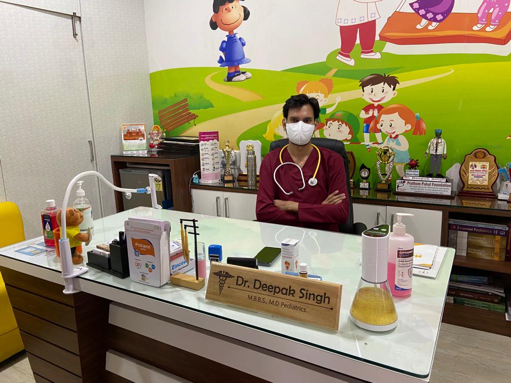 Book Pediatrician Appointment. Book Doctor Counsultaion of Dr. Deepak Singh - Pediatrician.