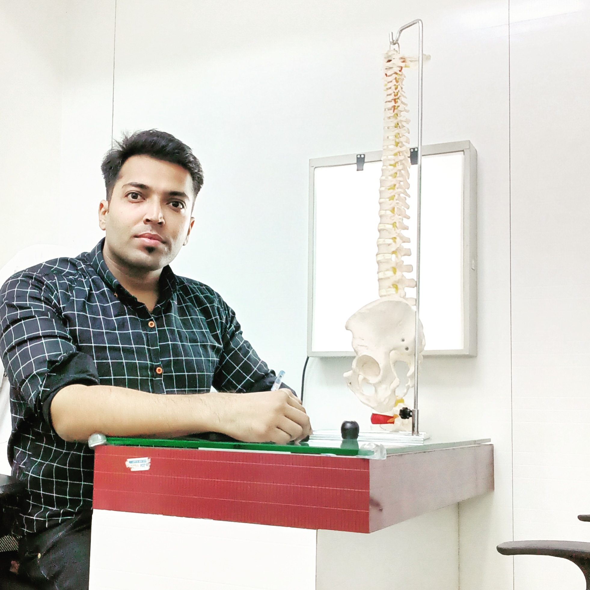 Dr. Kunal Bhardwaj - Orthopedic in mumbai maharashtra, mumbai | Book Appointment
