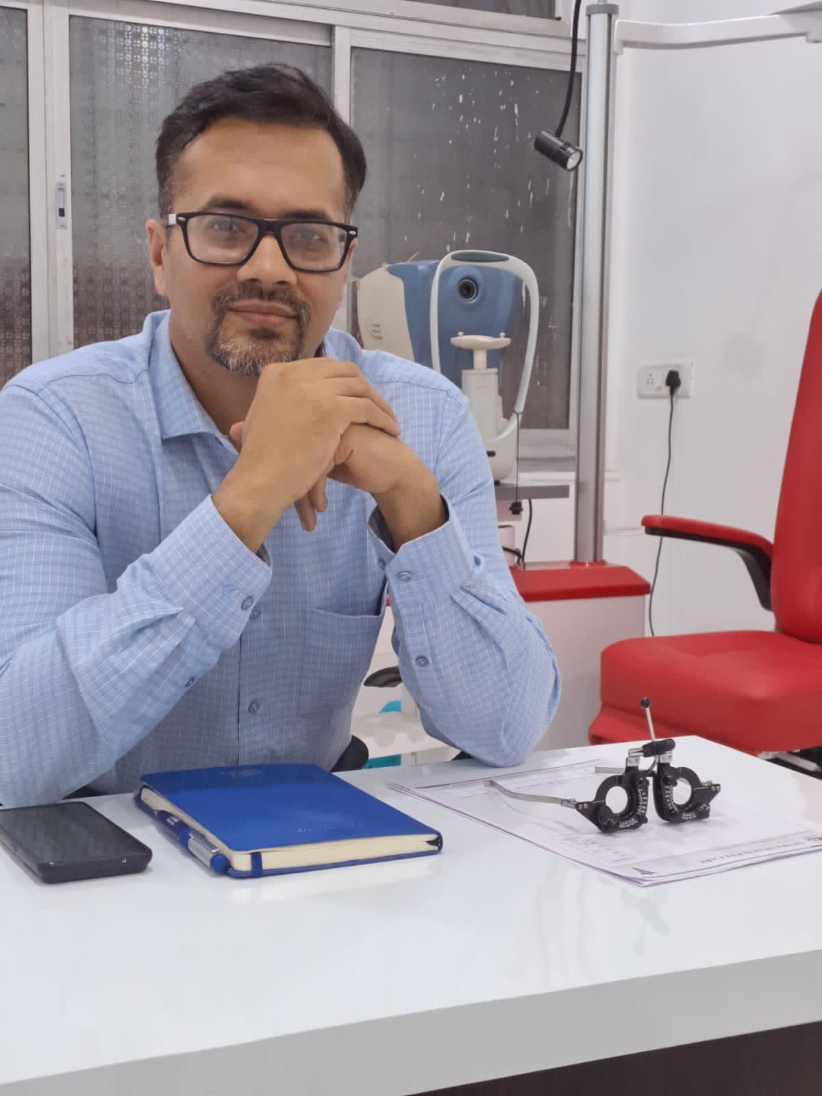 Book Ophthalmologist Appointment Book Doctor Counsultaion Of Dr Tejas