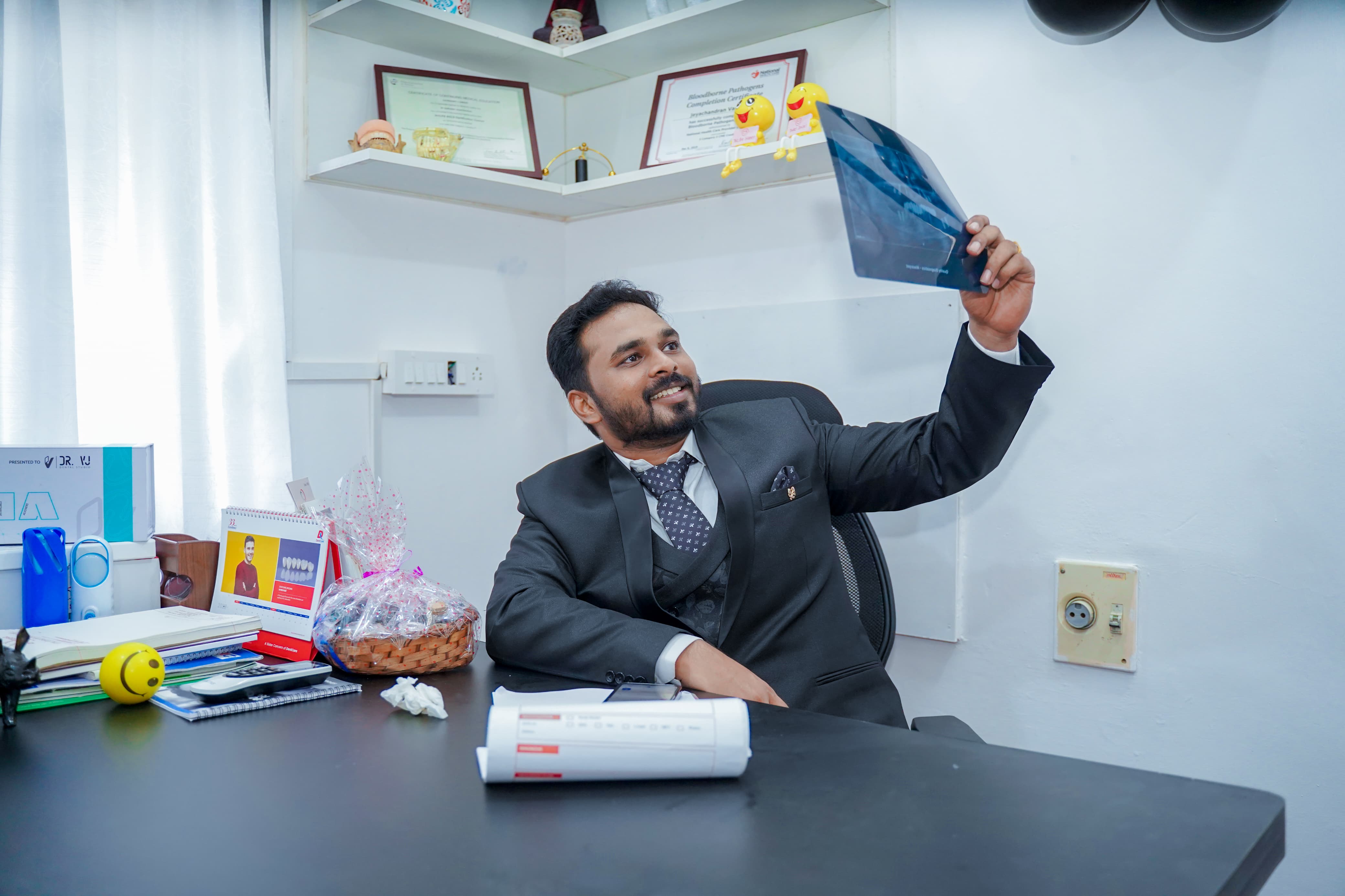 Book oral implantology Appointment. Book Doctor Counsultaion of Dr ...