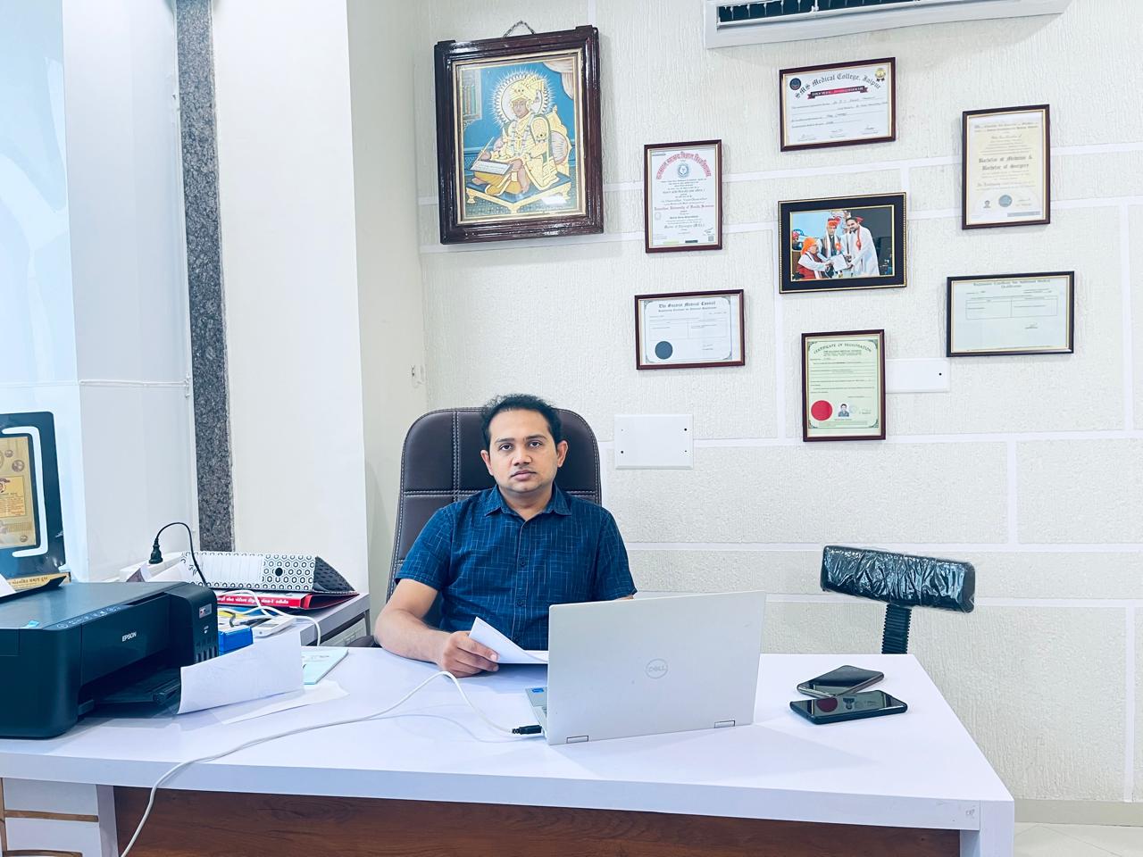 Book Urologist Appointment. Book Doctor Counsultaion of Dr. Nirav Mehta - Urologist.